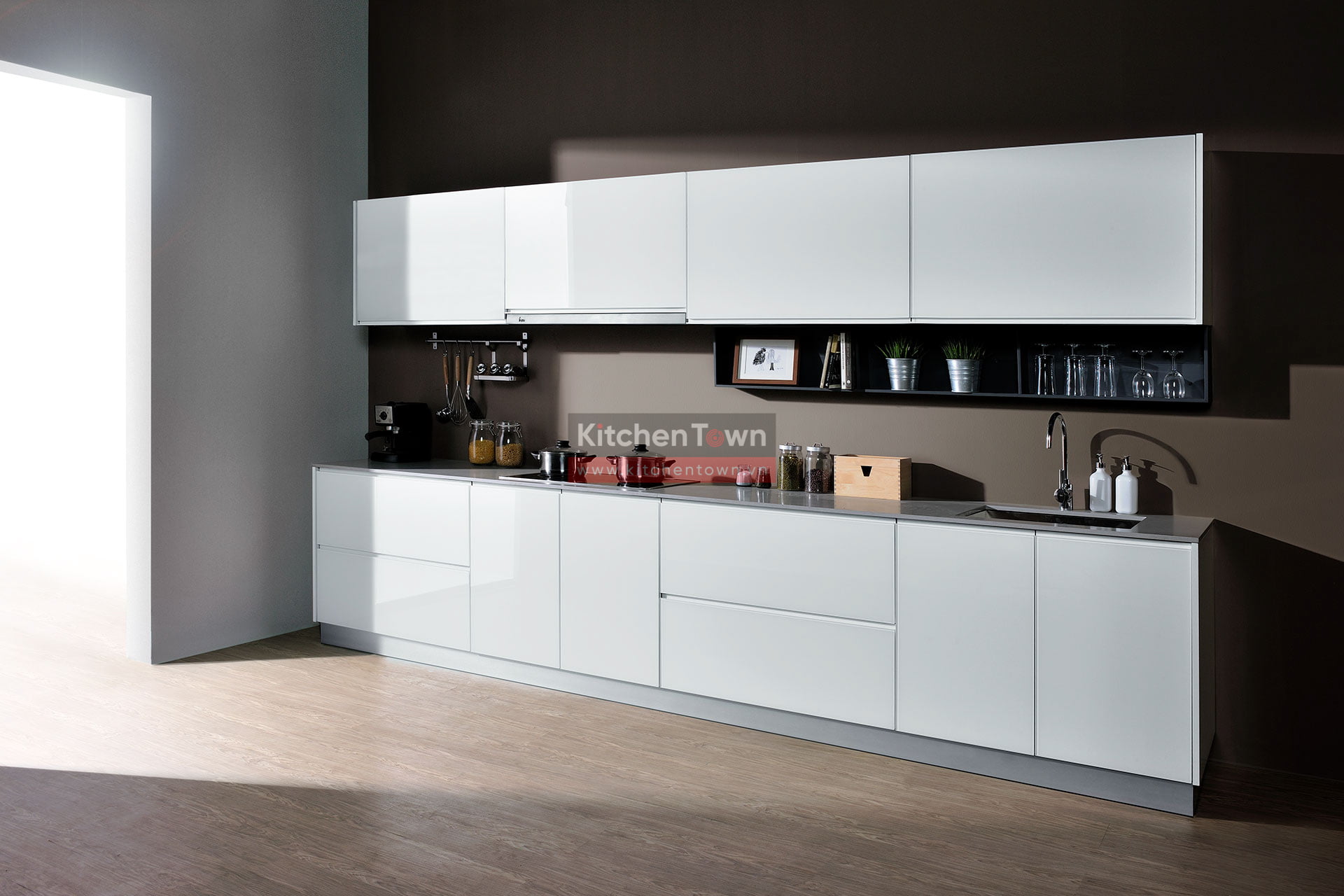 Tủ bếp Alustil nhập khẩu Malaysia - Chữ i | KitchenTown