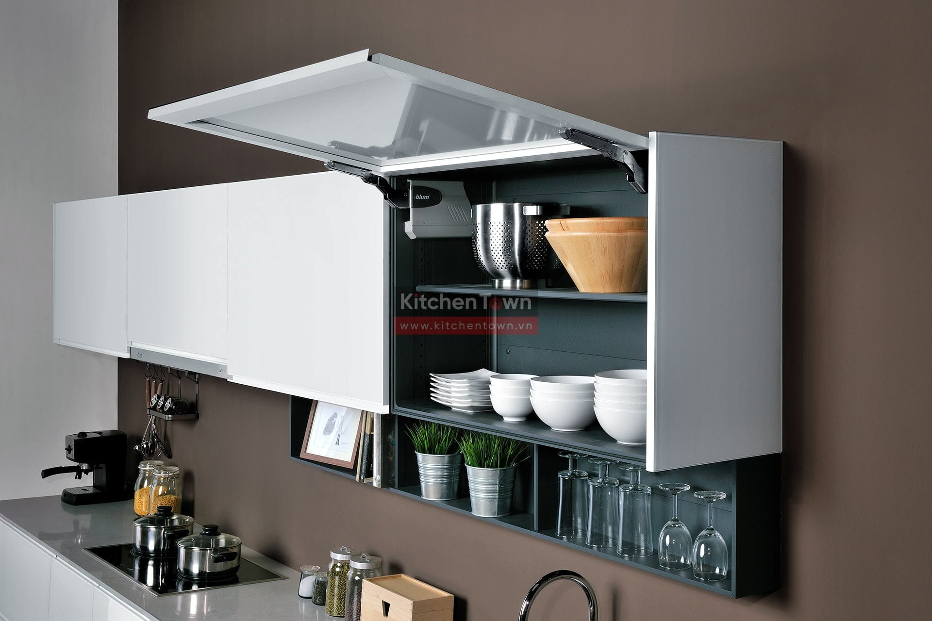 Tủ bếp Alustil nhập khẩu Malaysia - Chữ i | KitchenTown